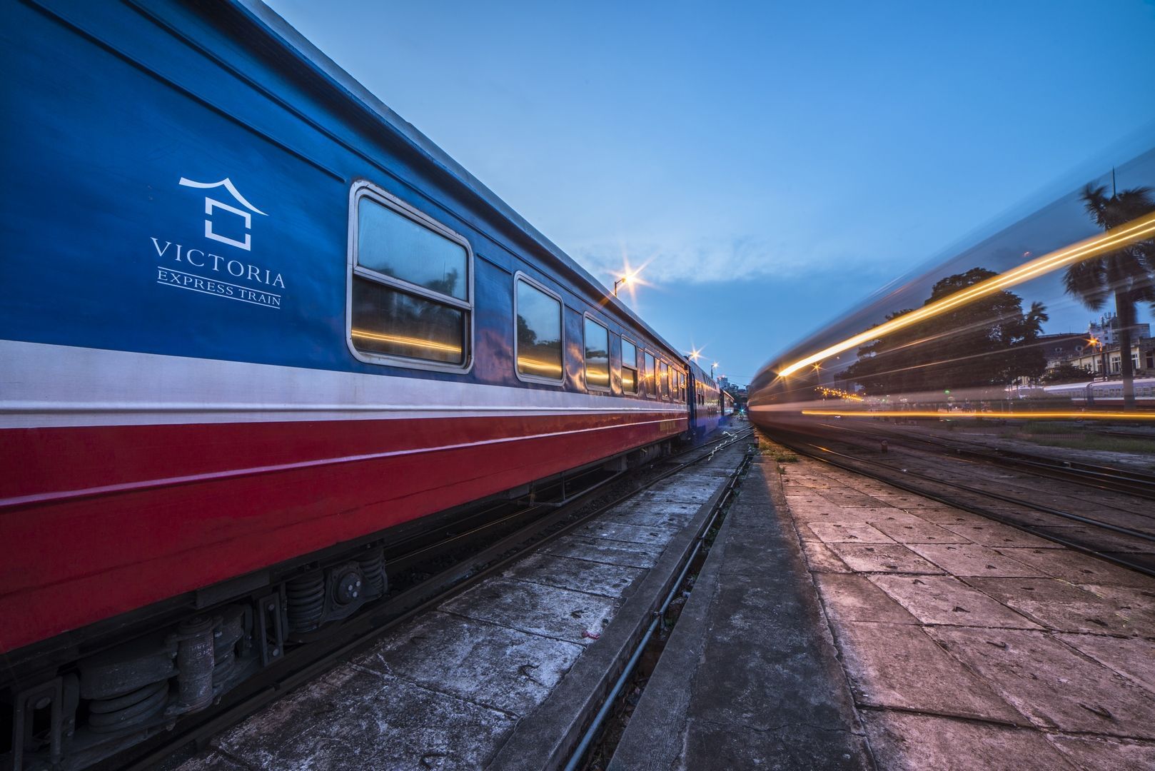 Victoria Express Train - tickets and online bookings