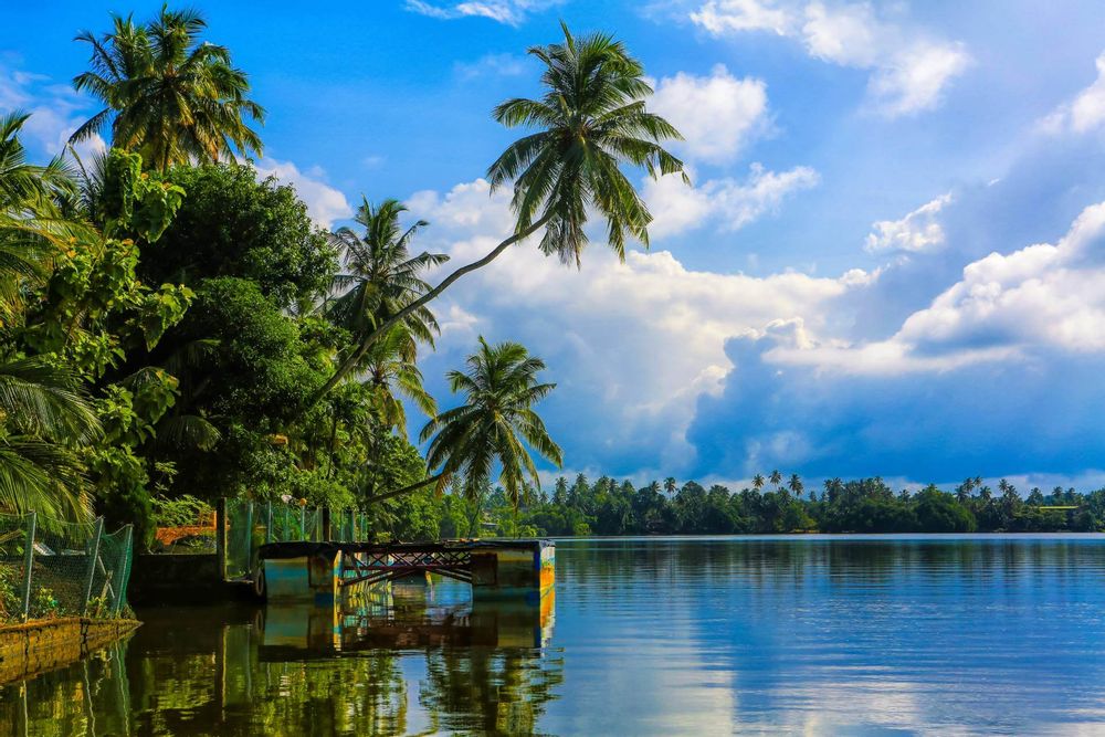 Colombo to Bentota Train, Minivan from $1 | Bookaway