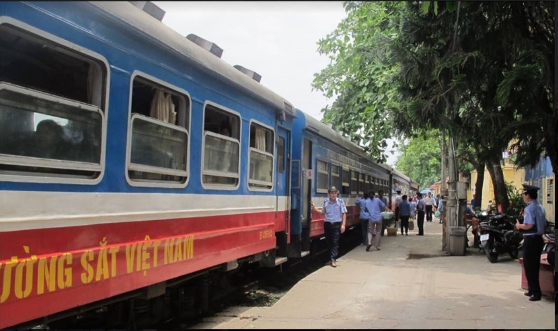 Vietnam Railways - Train, Tickets and online bookings