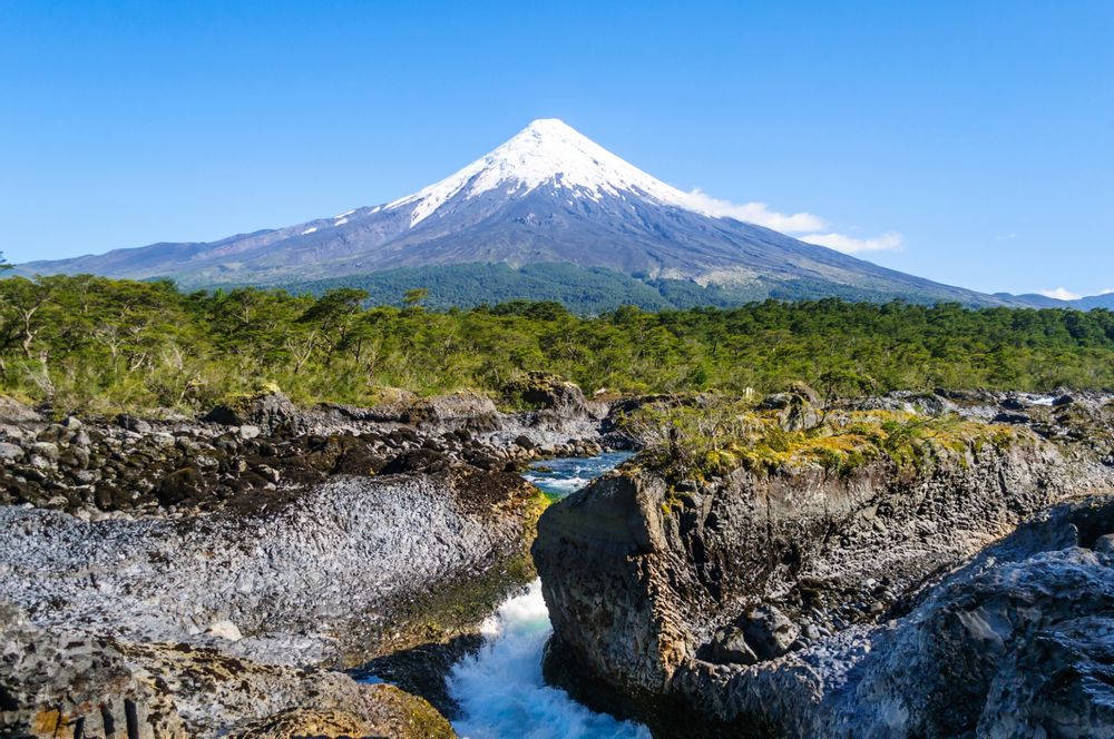 Punta Arenas to Puerto Montt - flight tickets from US$173
