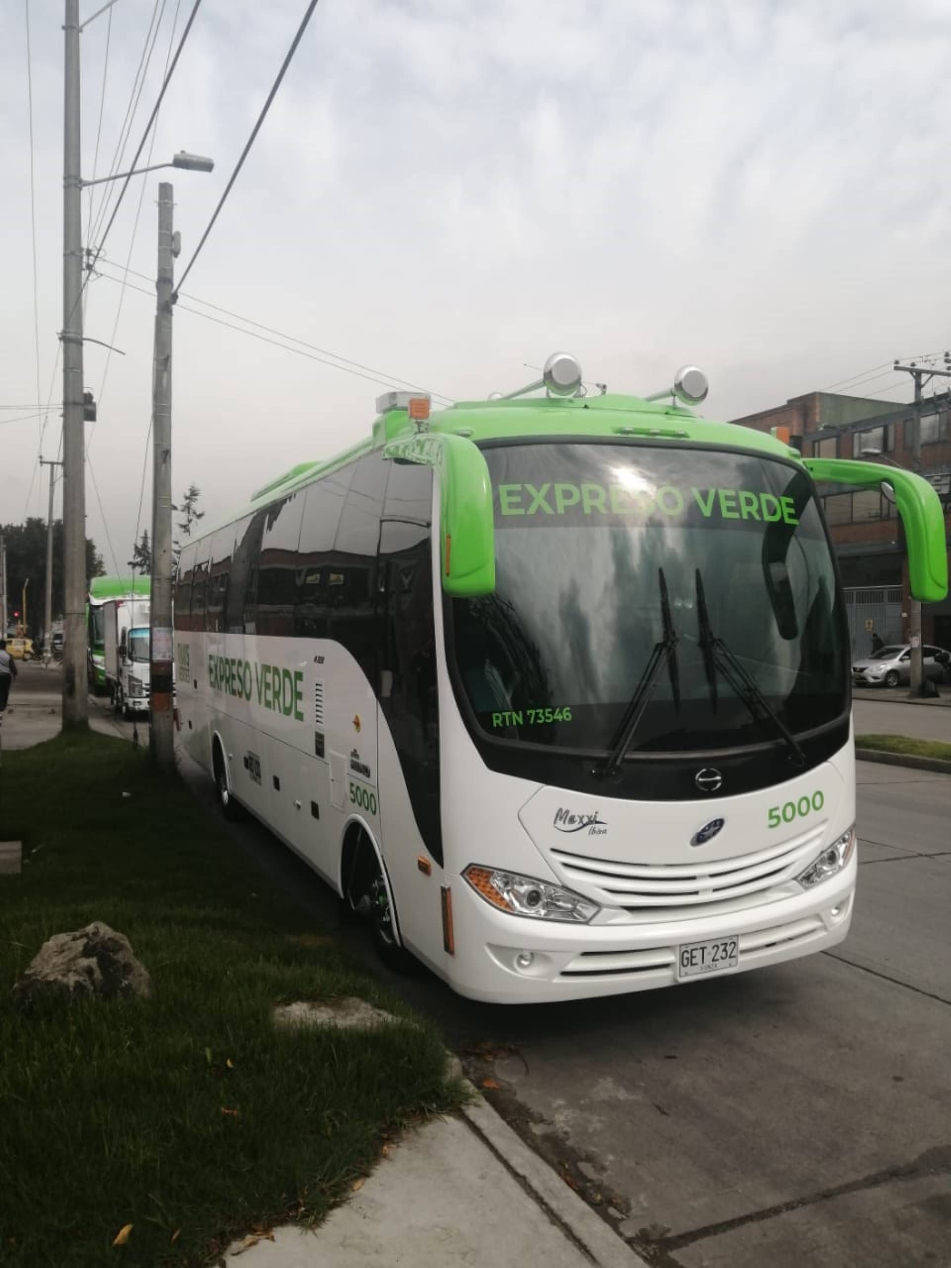 Taxis Verdes - Book your ride