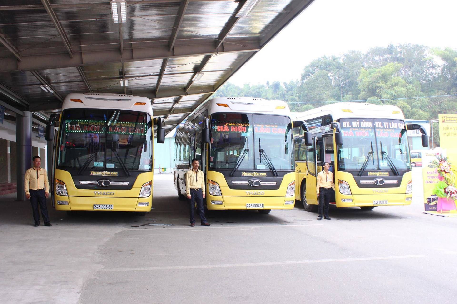 Ha Son Hai Van - Book your ride