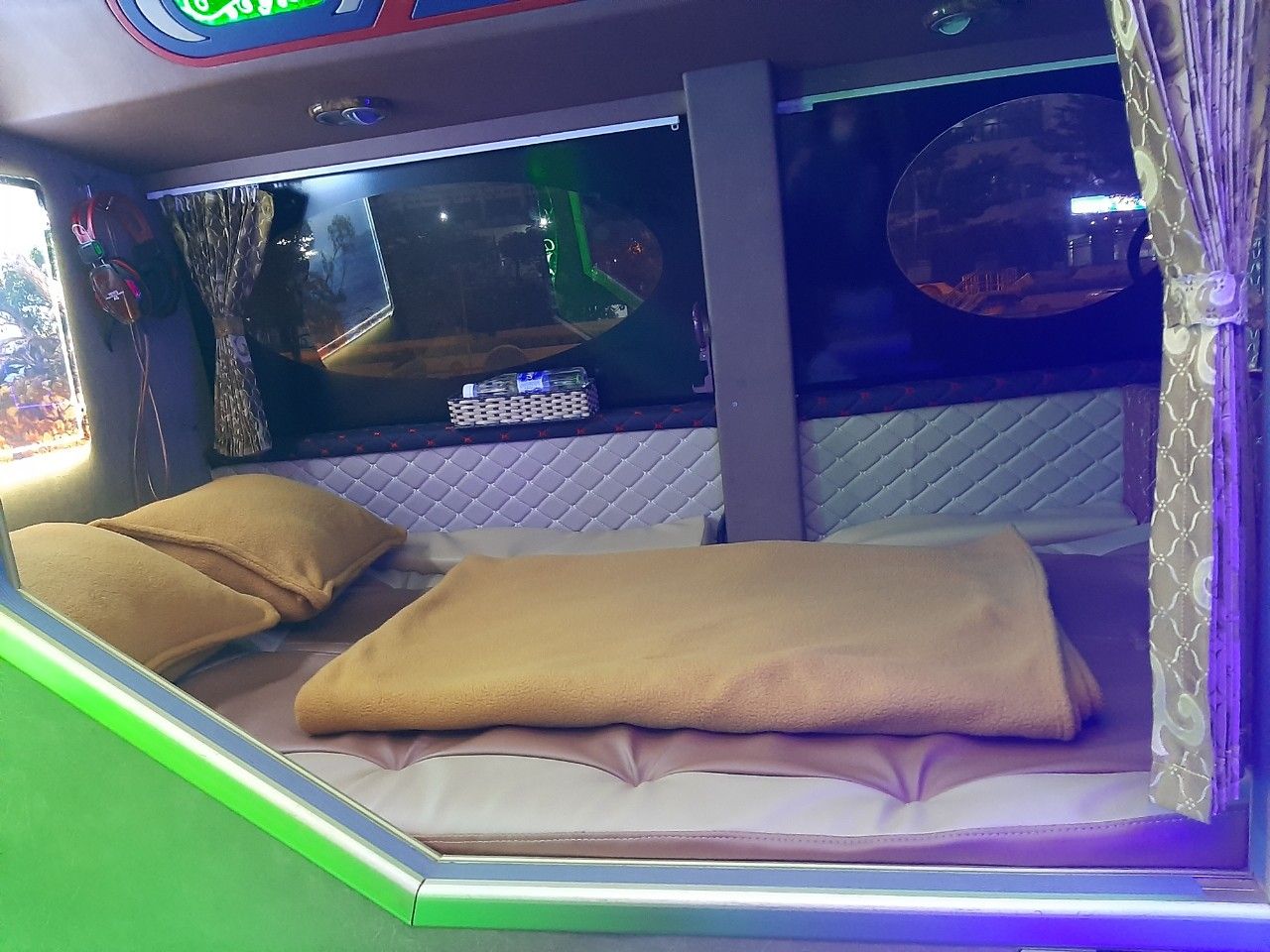 King Express Bus - Book your ride