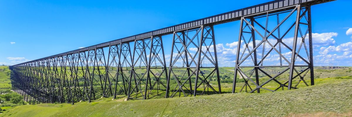 Red Arrow Lethbridge Downtown - Regional Park & Transit Terminal in ...