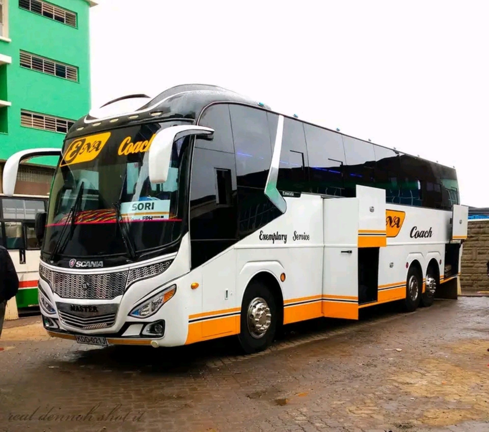 Ena Coach - Book your ride