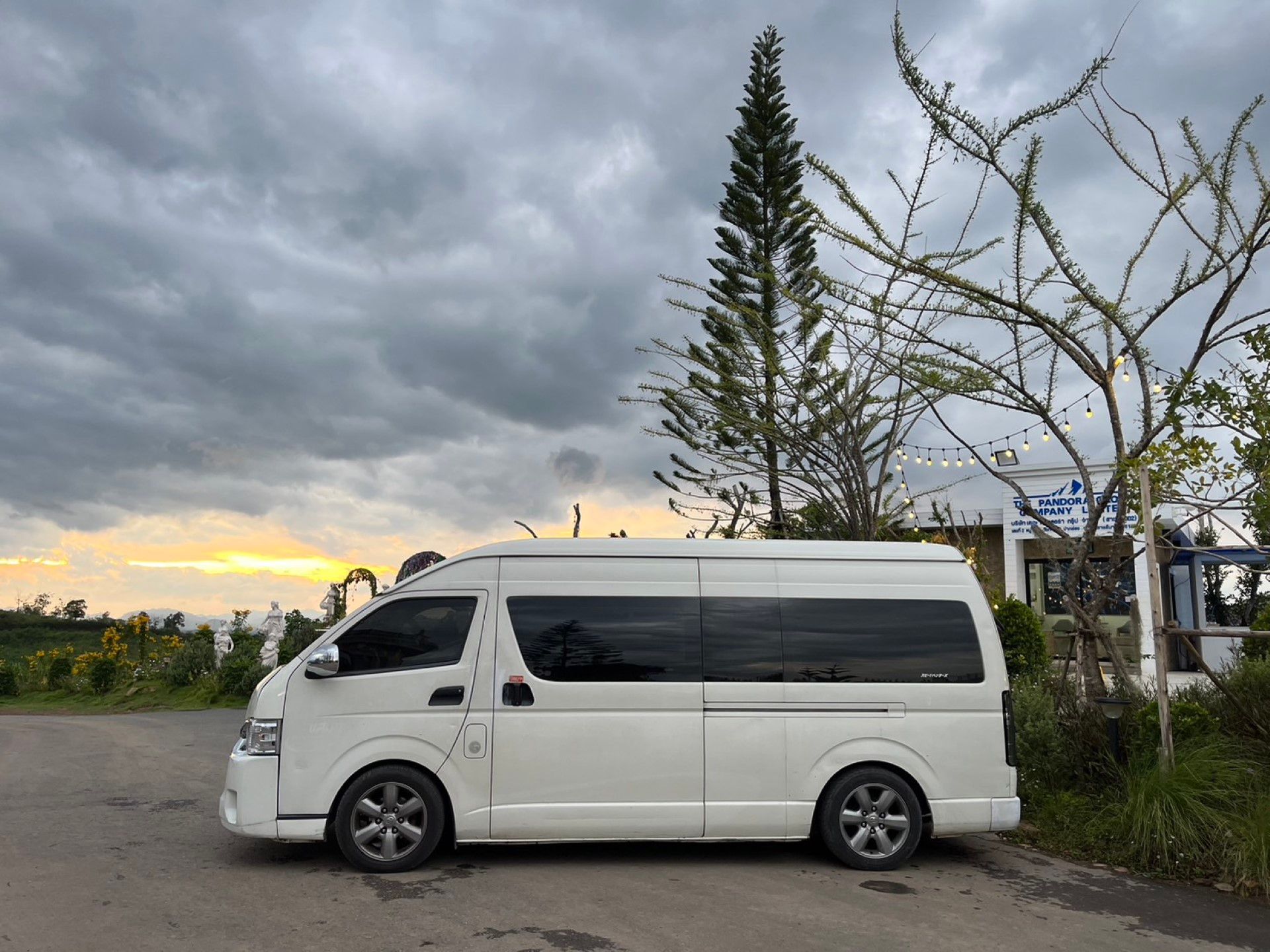 Thai Sriram - Book your ride