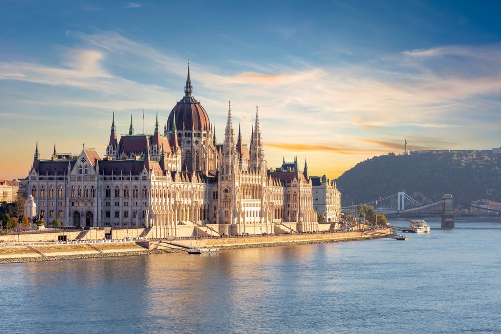 Zagreb to Budapest - bus, train tickets from US$27